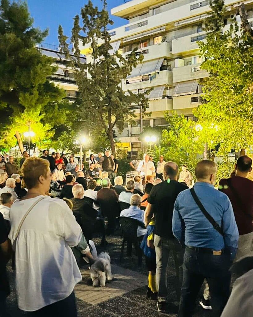 Τις γειτονιές γυρίζει ο Παναγιώτης Μανούρης - EKFRASI.net