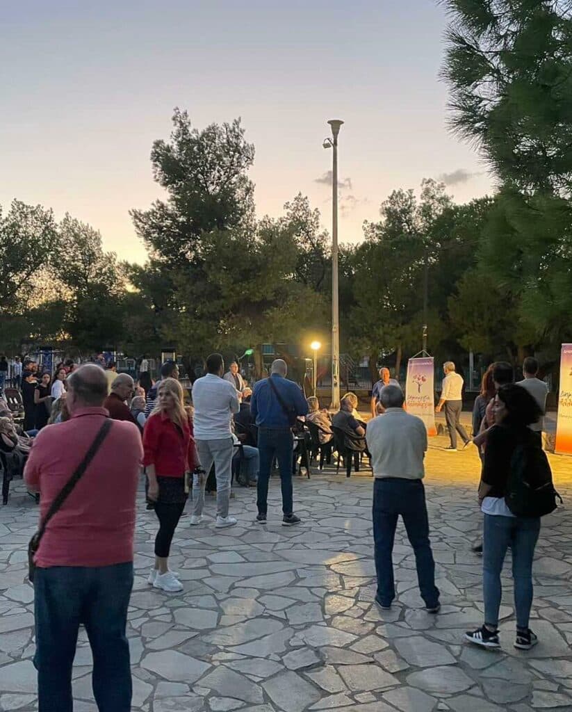 Τις γειτονιές γυρίζει ο Παναγιώτης Μανούρης - EKFRASI.net