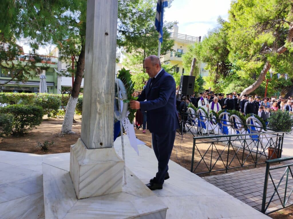 Ο εορτασμός της 28ης Οκτωβρίου στον Δήμο Ηρακλείου Αττικής - EKFRASI.net