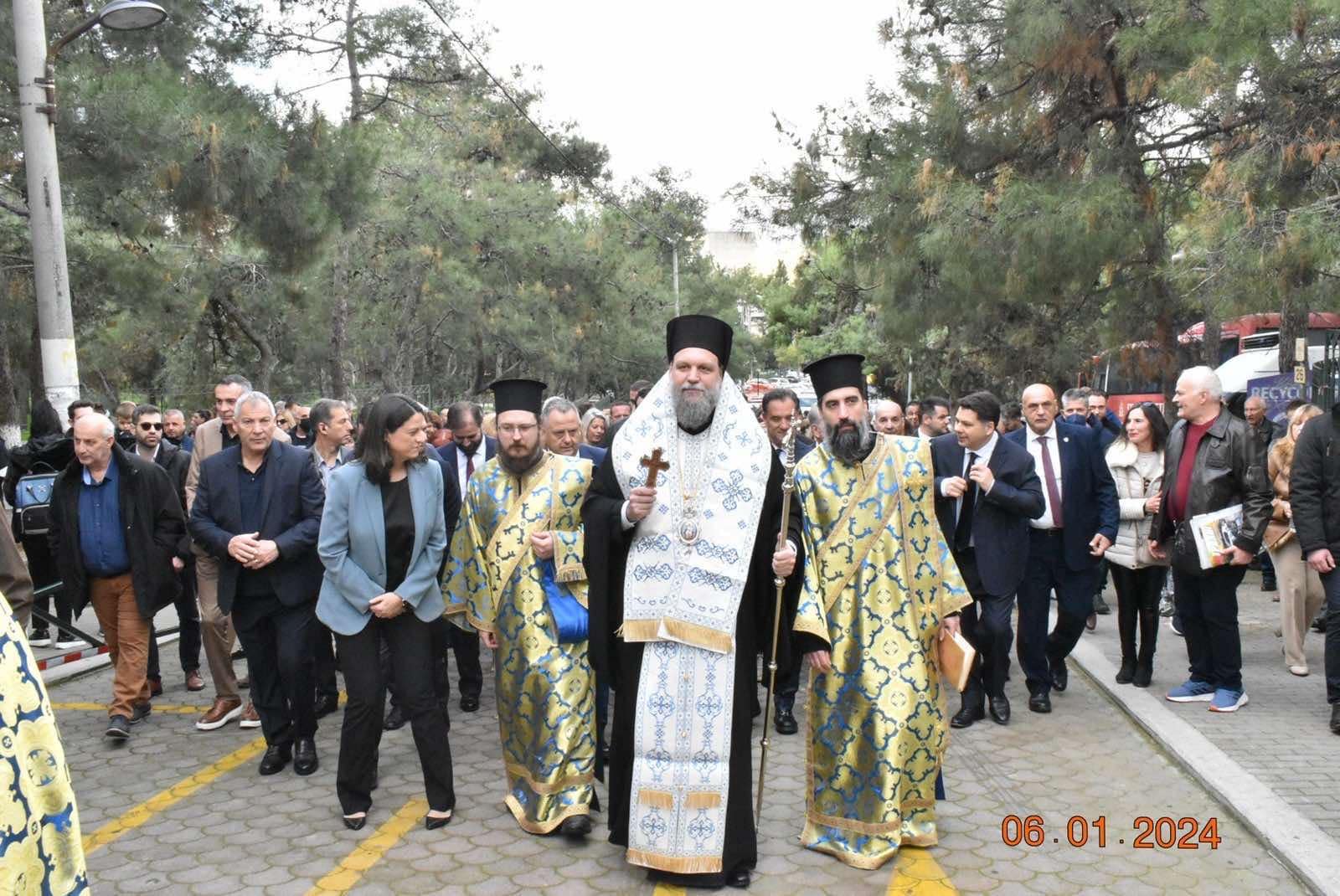 Ο εορτασμός των Θεοφανίων στην Ι.Μ. Ν.Ι. - EKFRASI.net